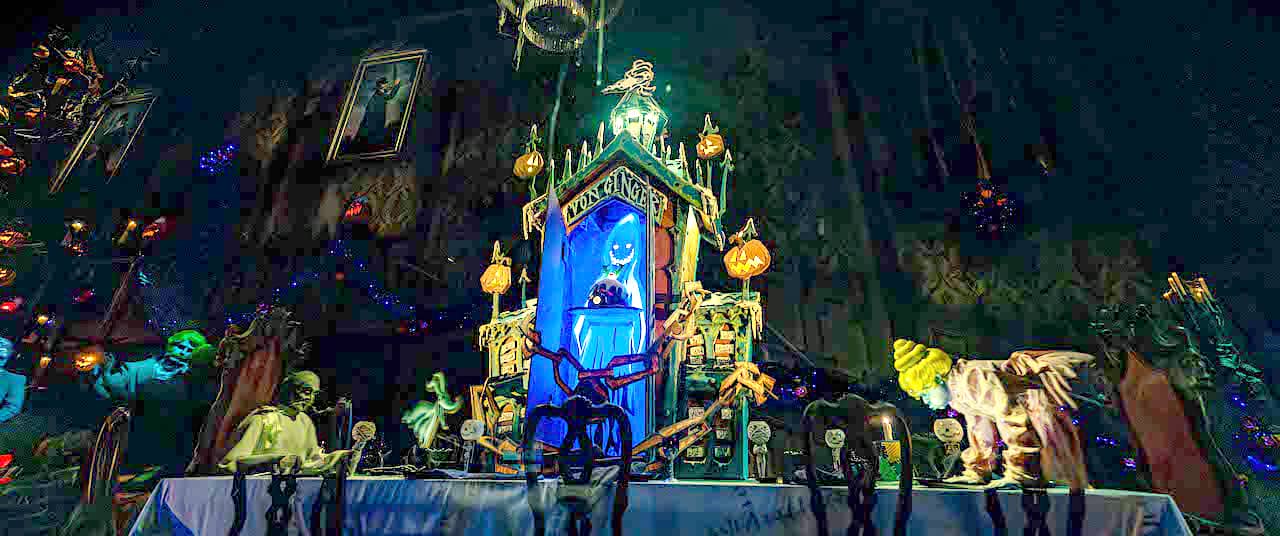 Halloween Time Returns At Disneyland | Theme-Park.org