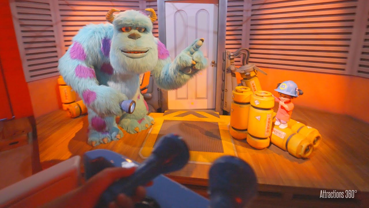 Monsters Interactive Dark Ride Using Flashlights | Ride & Go Seek At ...